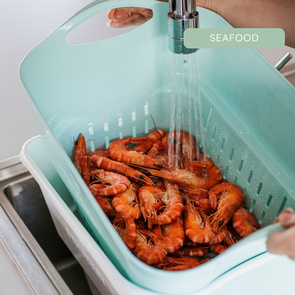 Strucket 19L Interlocking Strainer Bucket with Plug | Strucket USA