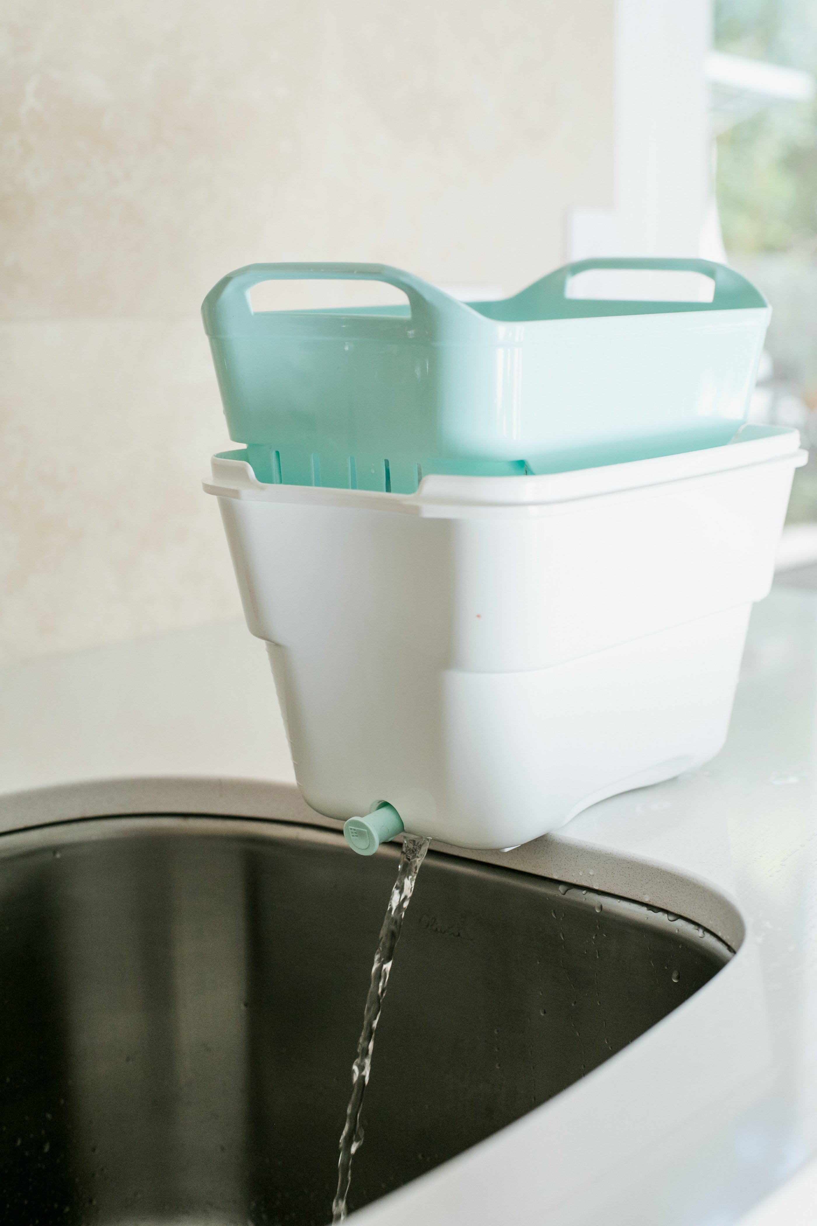Strucket USA: Laundry Soaking Bucket | Strainer Draining Bucket