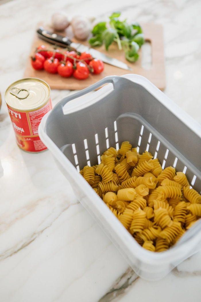 Strucket USA: Laundry Soaking Bucket | Strainer Draining Bucket