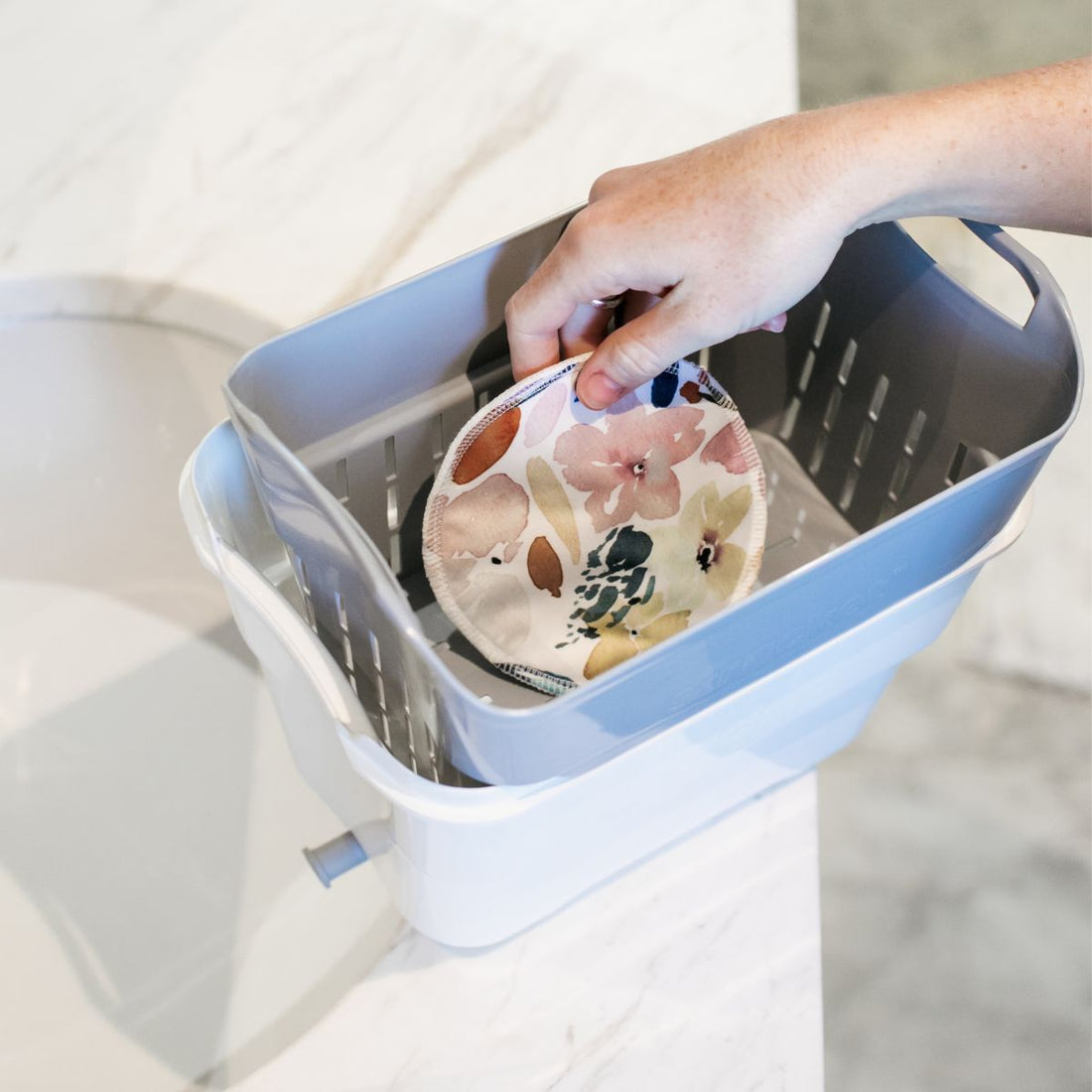 Hygiene Bucket with Strainer - Strucket
